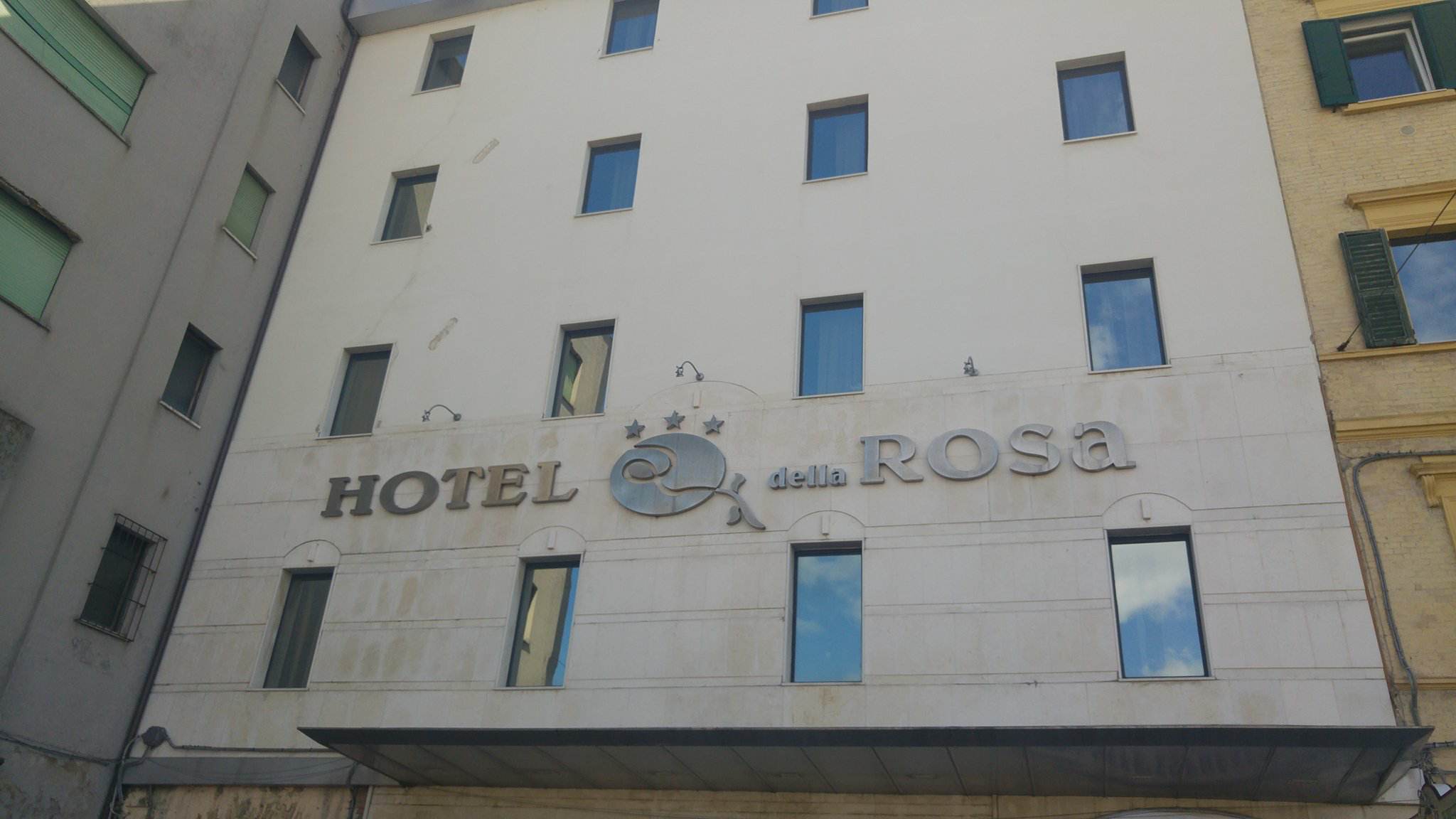 Ancona perde due alberghi: chiudono il City e l’Hotel della Rosa ...