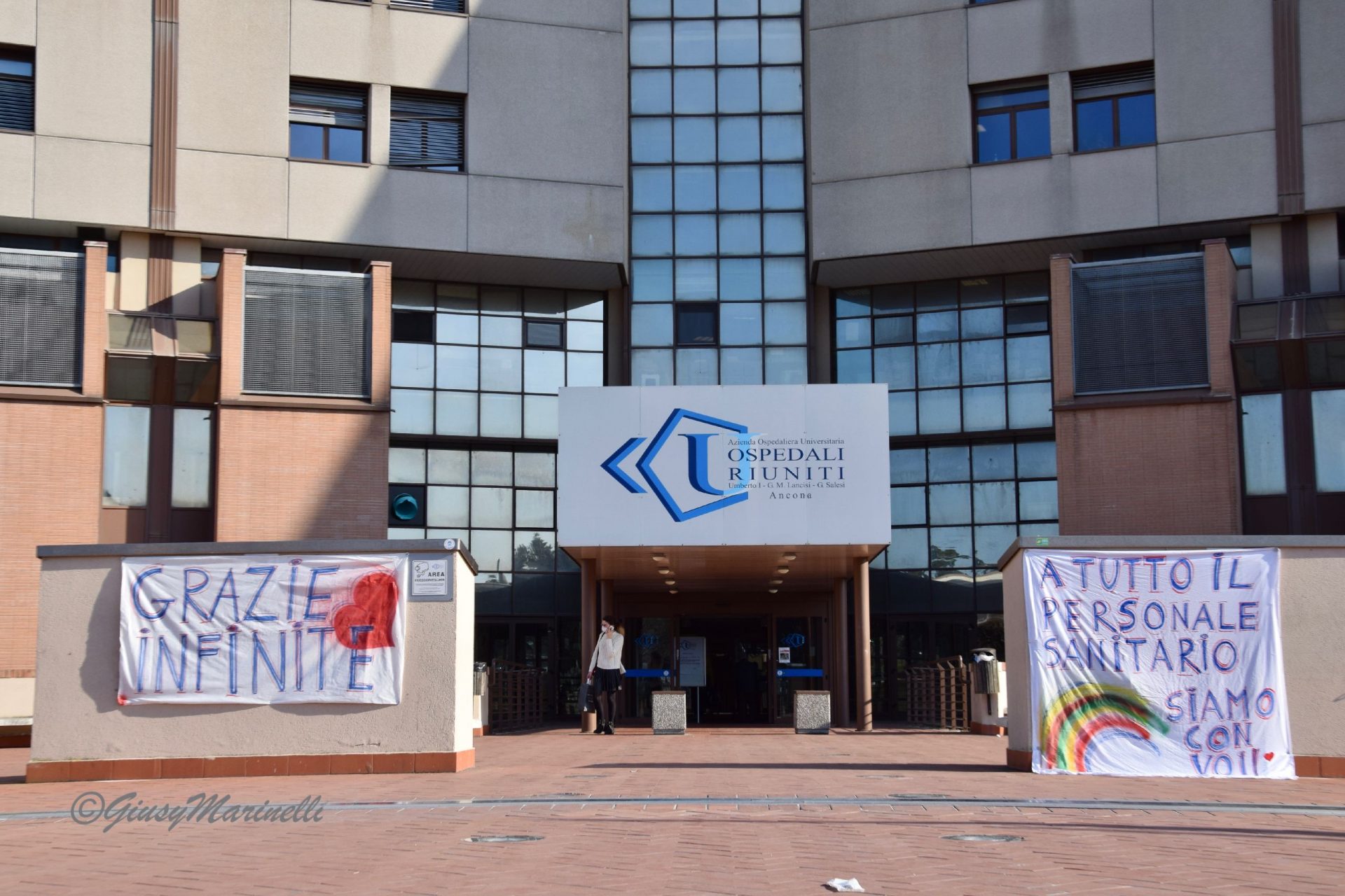 Torrette: aumento dello stipendio per infermieri, tecnici, oss ...