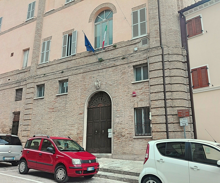 Via Sotto le Mura: lavori fermi a Camerano | Cronache Ancona