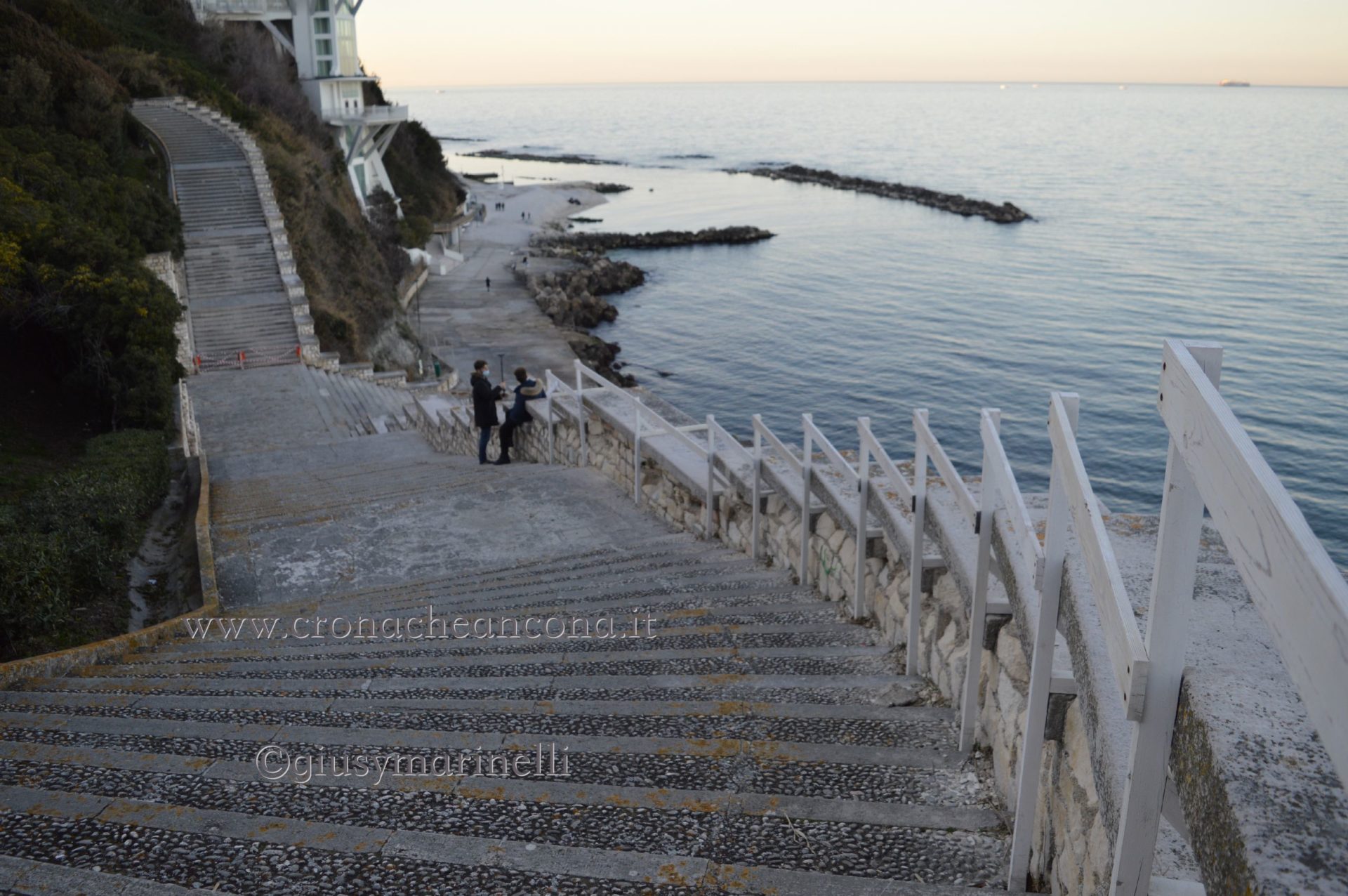 Light for future: un concorso per illuminare la scalinata del Passetto ...