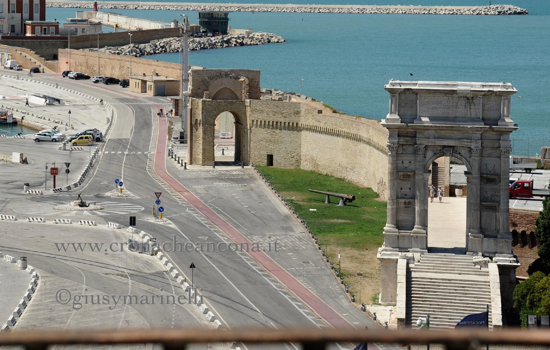 Il banchinamento del molo Clementino divide il centrodestra | Cronache ...