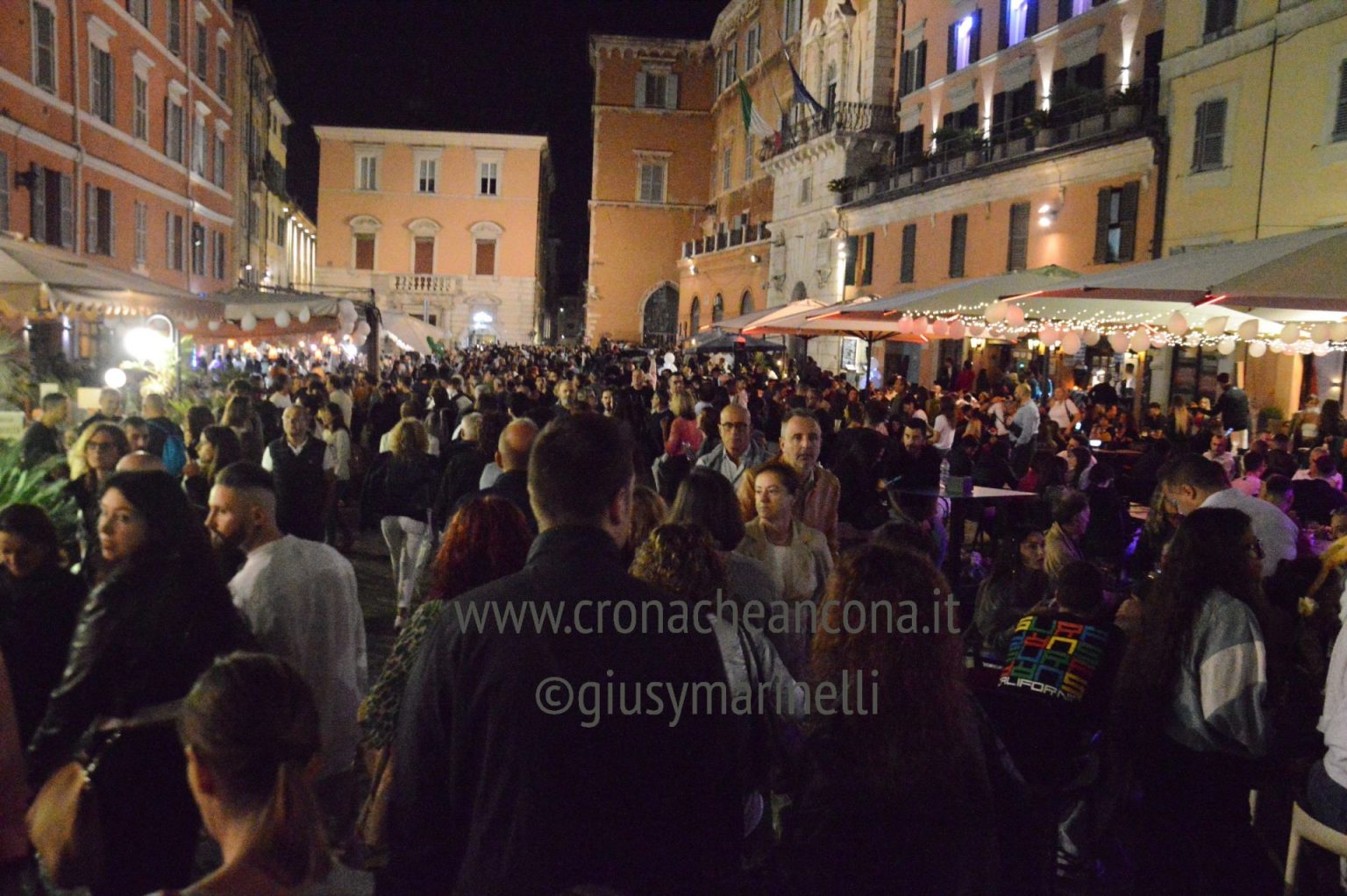 Rinasce il salotto “buono e bello di Ancona” con la rete esercenti ...