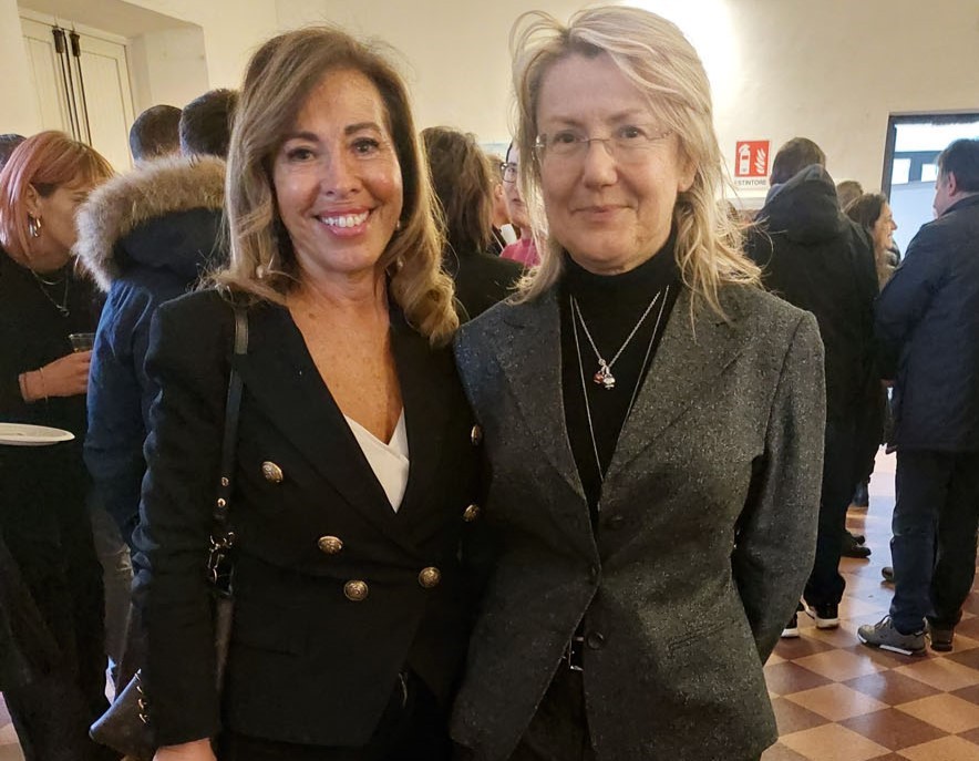 In pensione la dirigente Daniela Del Fiasco, festa e saluti al Mutuo ...