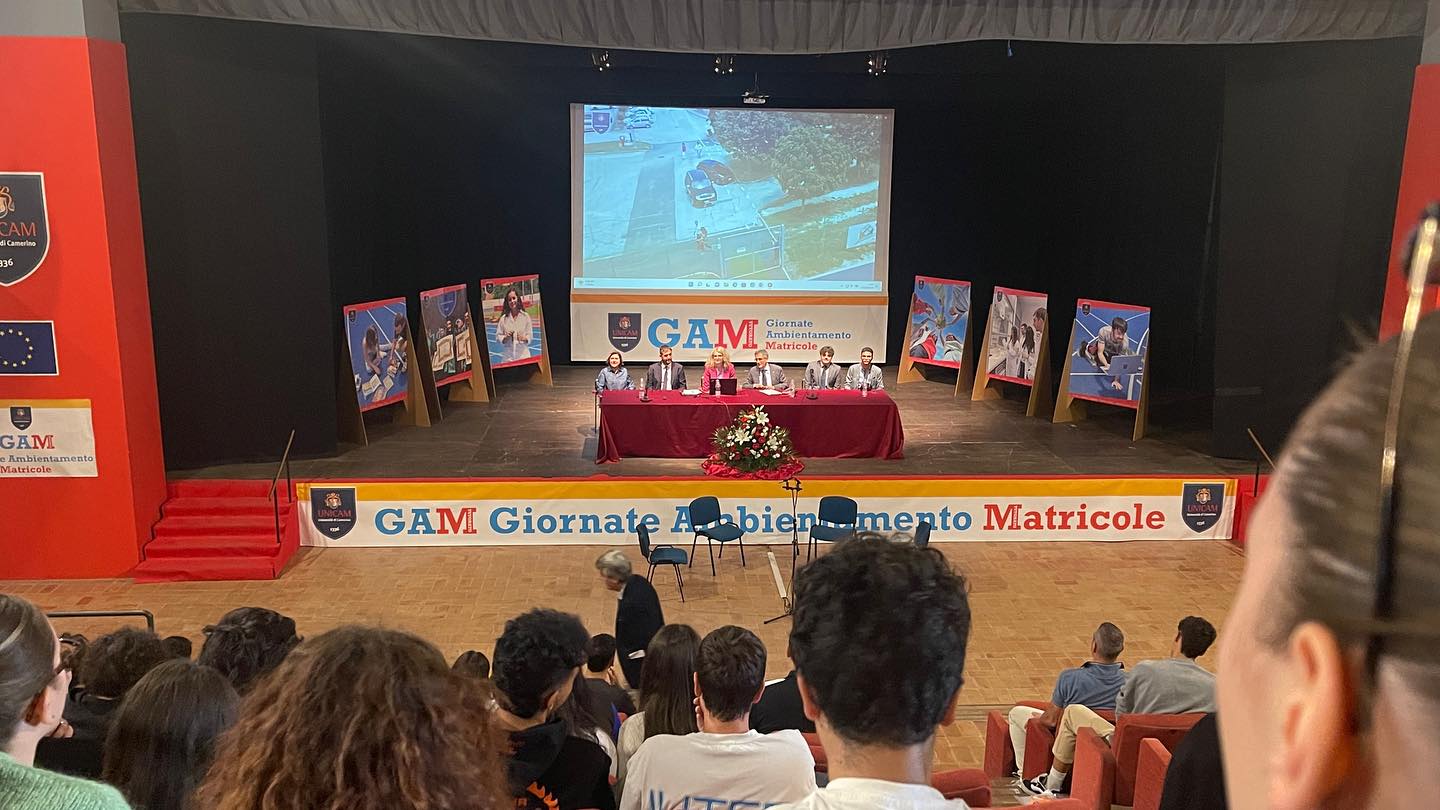 La rigenerazione di Unicam (Video) Arrivano le matricole e la musica ...